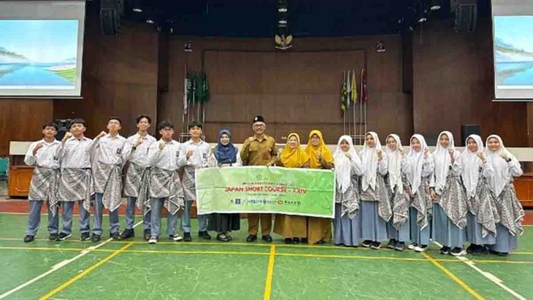 13 Siswa SMA Muhi Yogya Ikuti Program Belajar Budaya & Bahasa di Jepang ...
